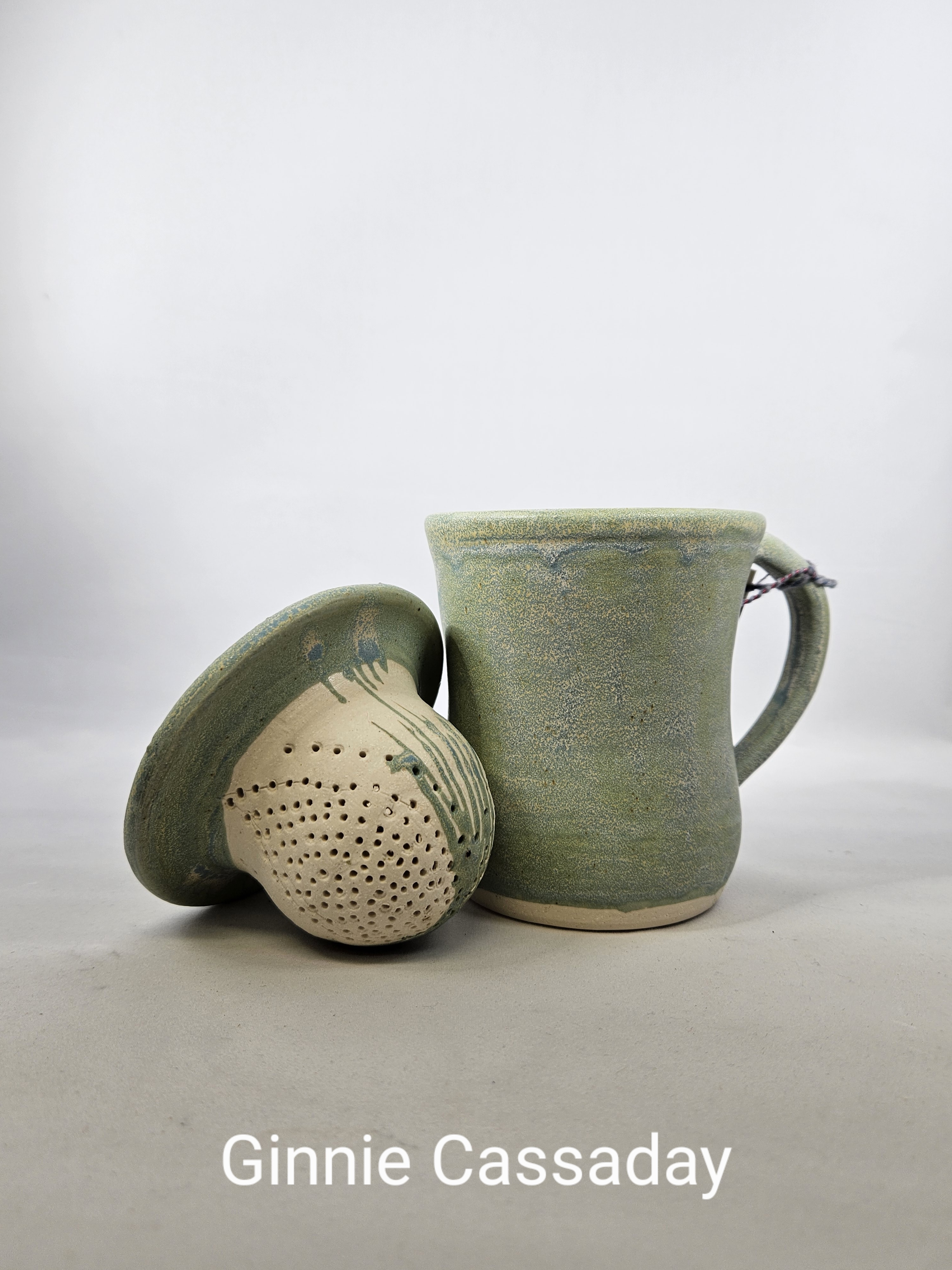 Virginia Cassaday – The Cracked Pot Studio Tour