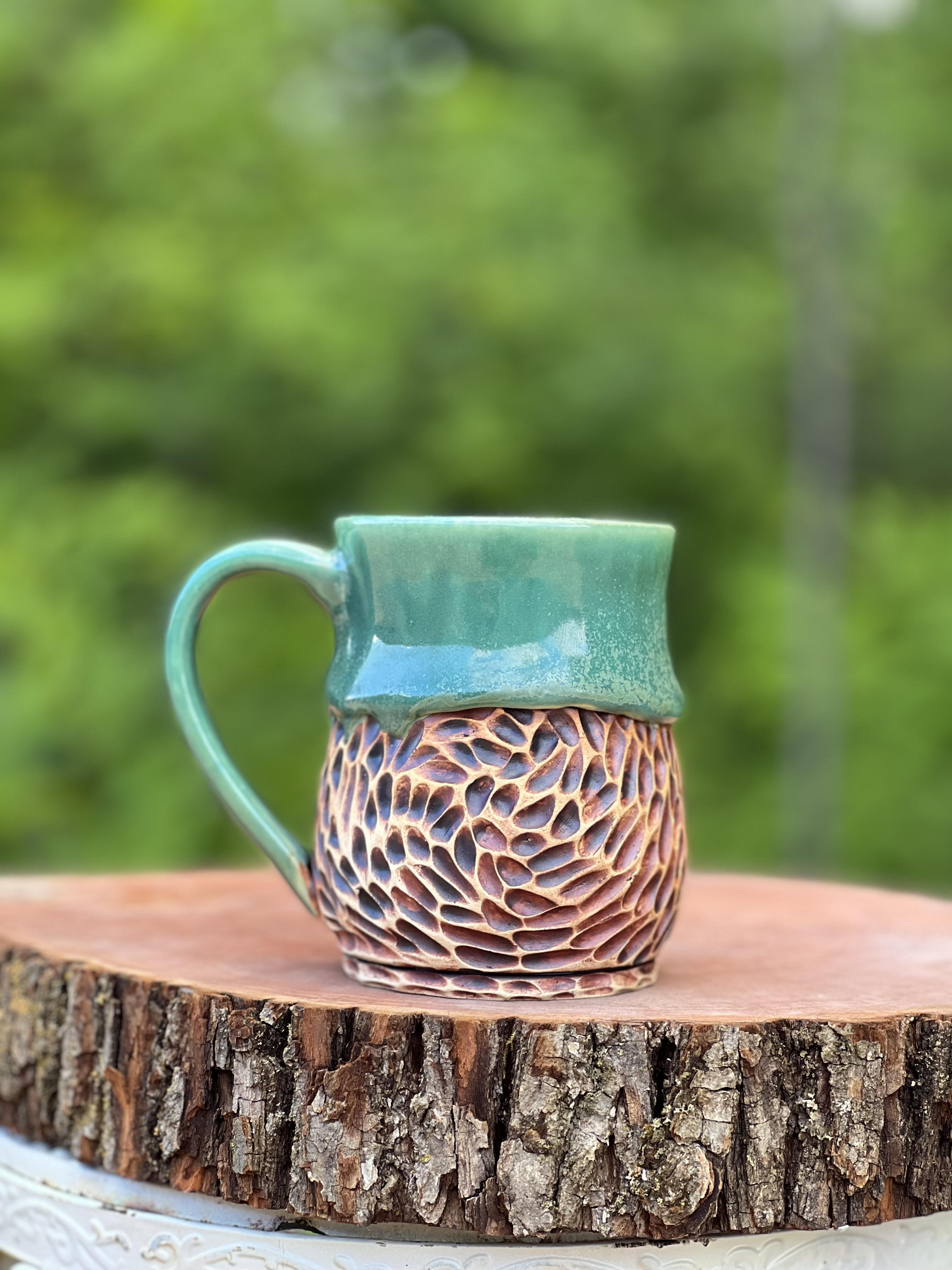 Kat Moore – The Cracked Pot Studio Tour