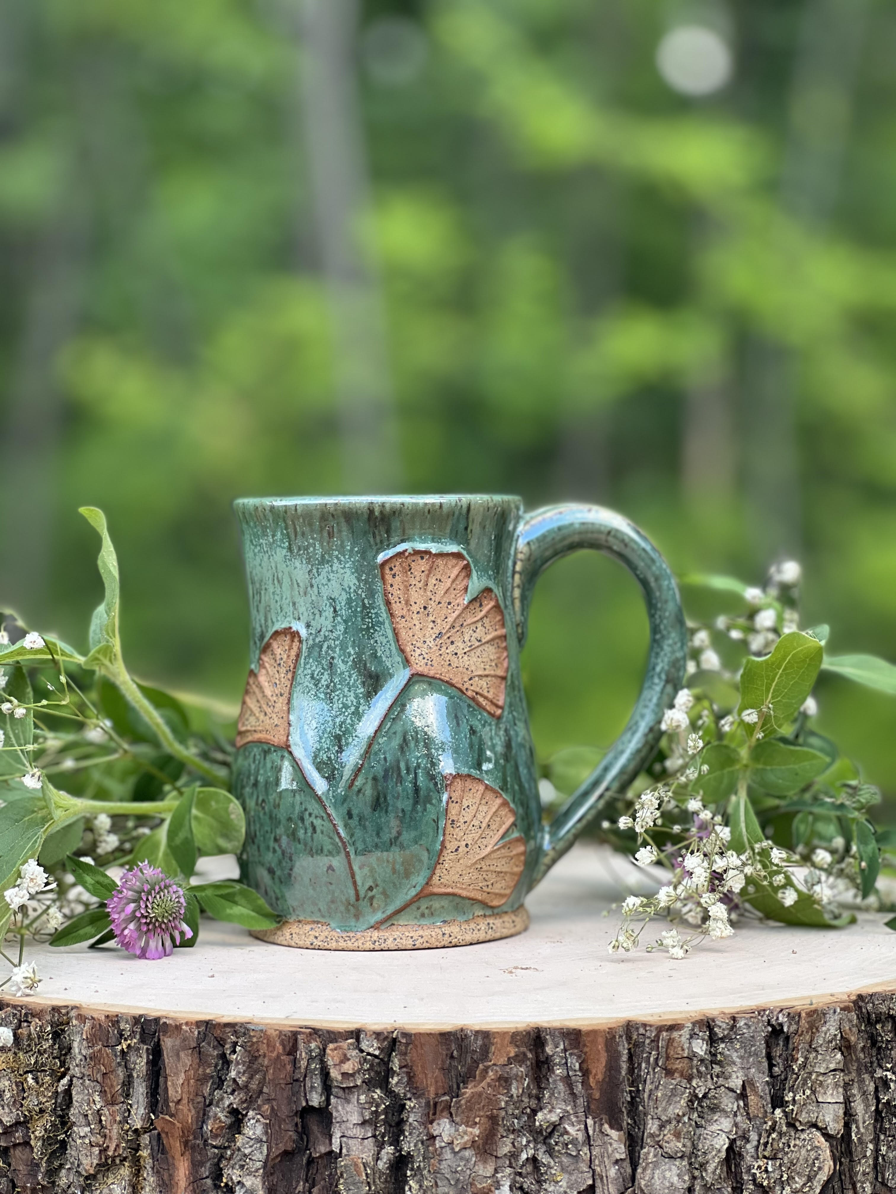 Kat Moore – The Cracked Pot Studio Tour