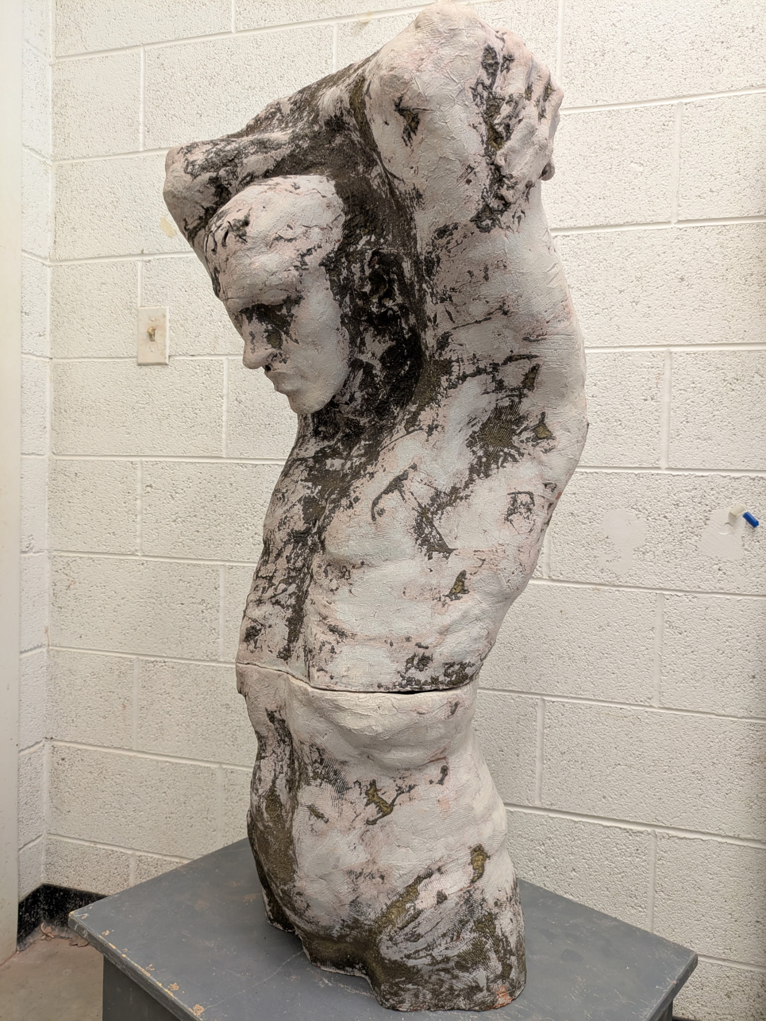 Yeroham Ashagre – The Cracked Pot Studio Tour