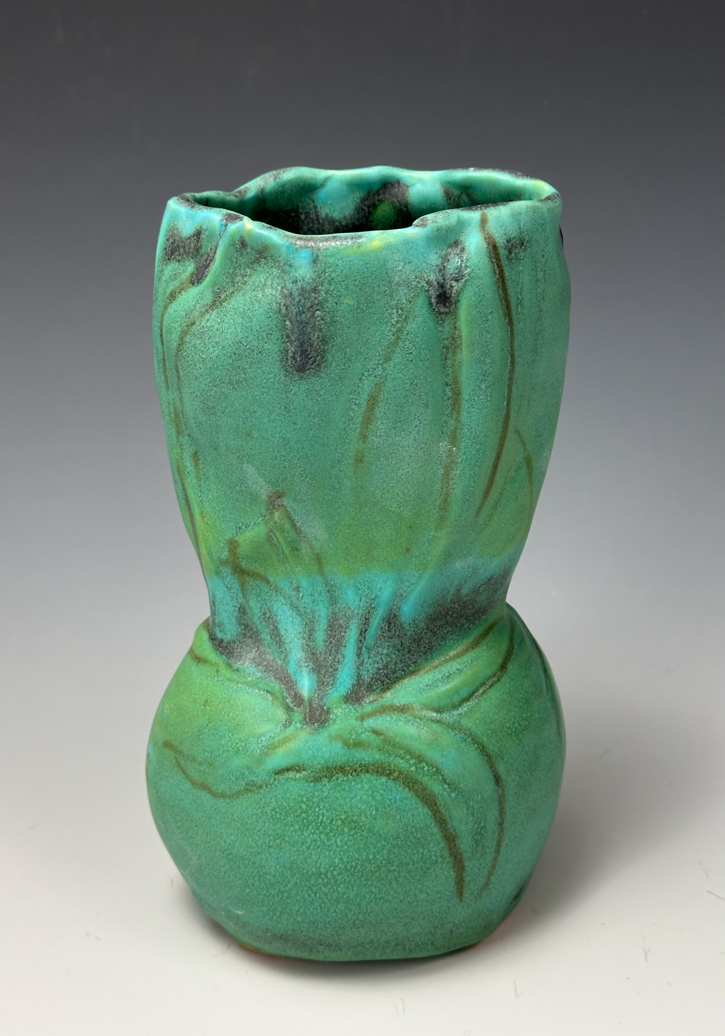 Lyn Sawicki – The Cracked Pot Studio Tour